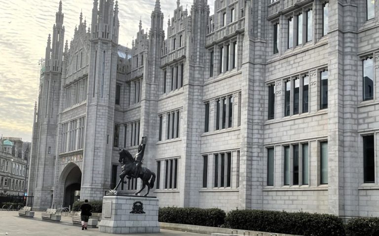What to See in Aberdeen: Top Attractions & Monuments